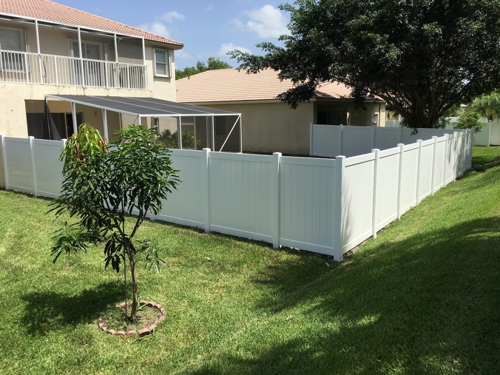 Hollywood Fencing Company | Fence Installation Hollywood | New Fences ...